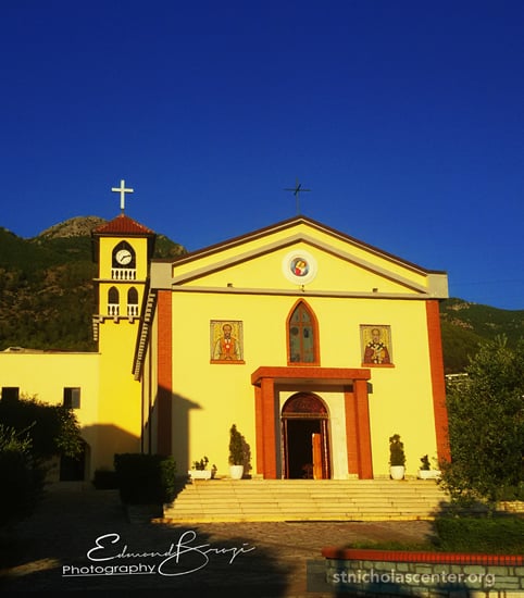 Kisha e Shën Nikollë ::: St. Nicholas Center